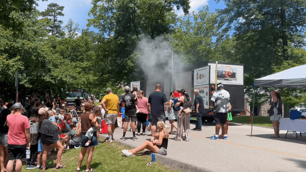 Signal Mountain police open house teaches families emergency safety ...