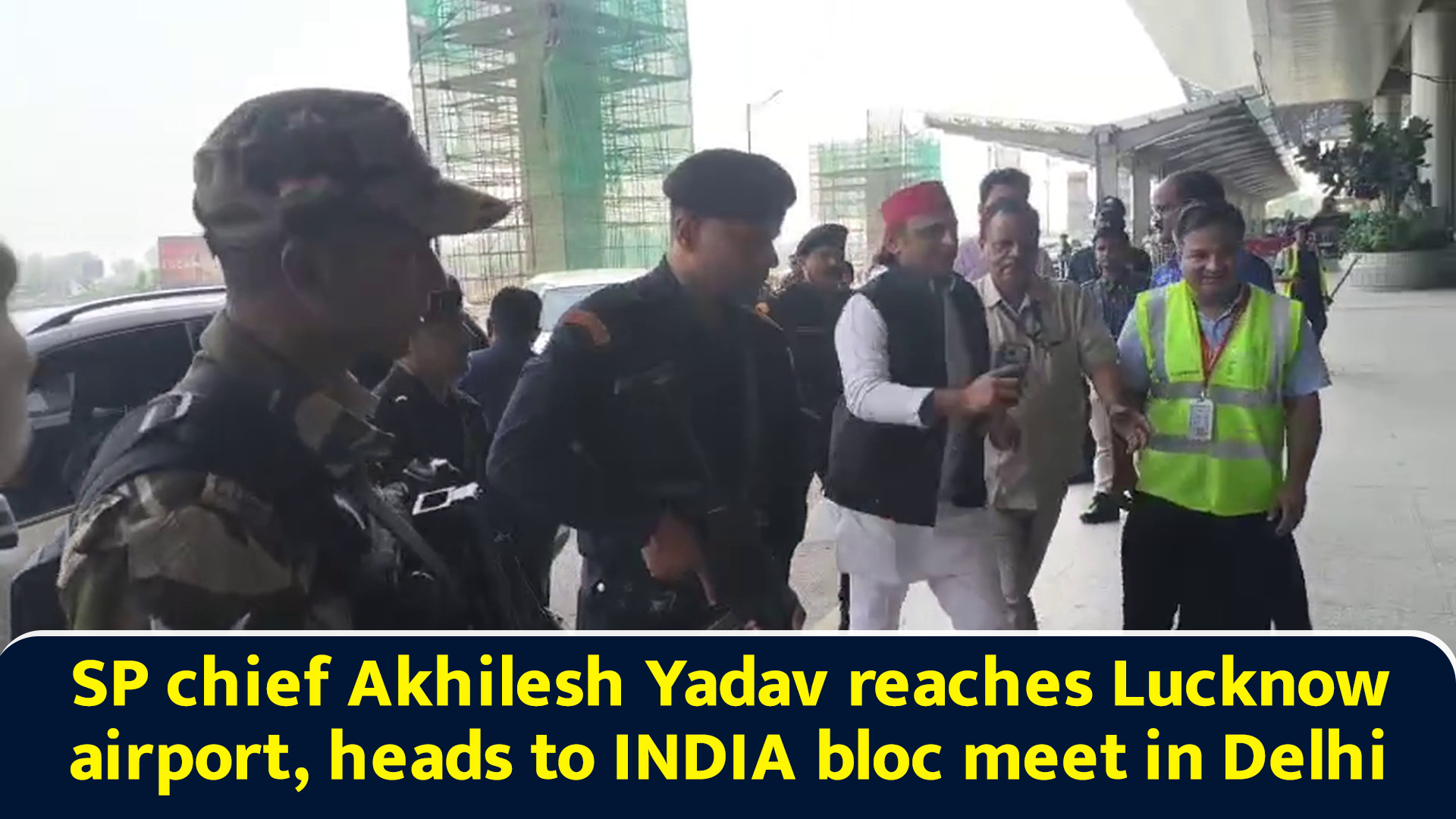 SP chief Akhilesh Yadav reaches Lucknow airport, heads to INDIA bloc ...