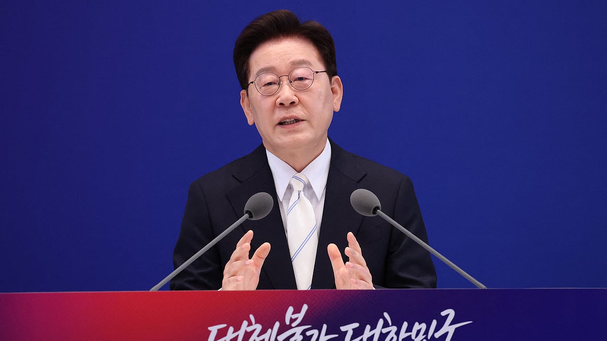 South Korea should not give up on North's denuclearisation: President ...