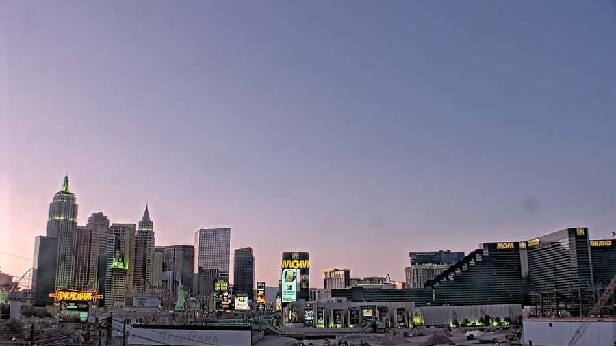 Las Vegas weather: Highs in 90s, breezy, red flag warning