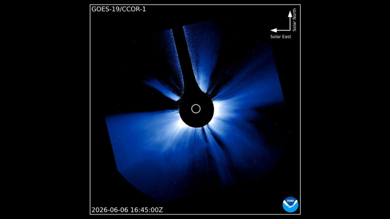 Earth braces for magstorm following full-halo solar eruption
