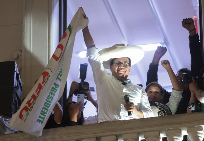 Ipsos quick count shows statistical tie in Peru's presidential race