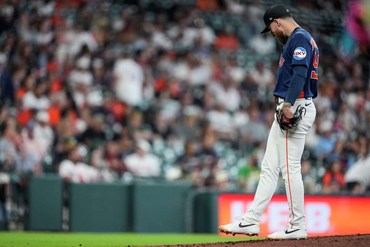 What's wrong with the Houston Astros' Mike Burrows? It starts with his ...