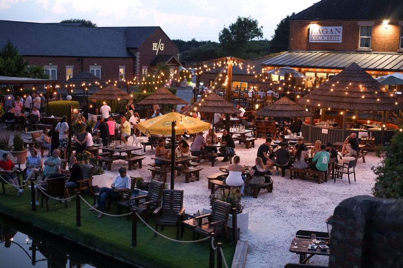 Derbyshire restaurant slams critic after leaving harsh review