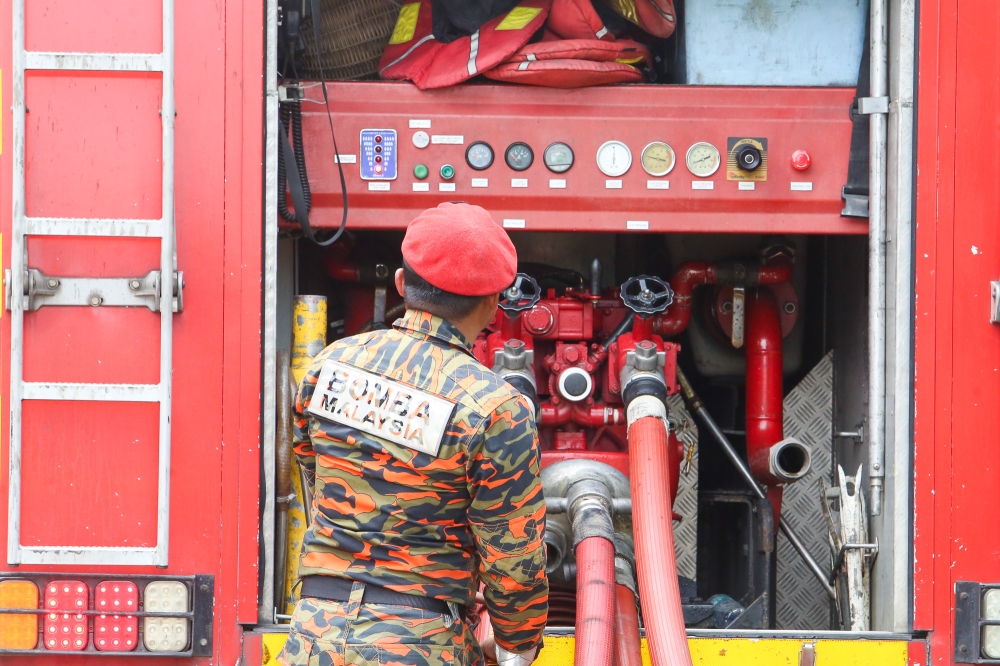 Penampang man suffers burns to 80pc of body in apartment fire involving ...