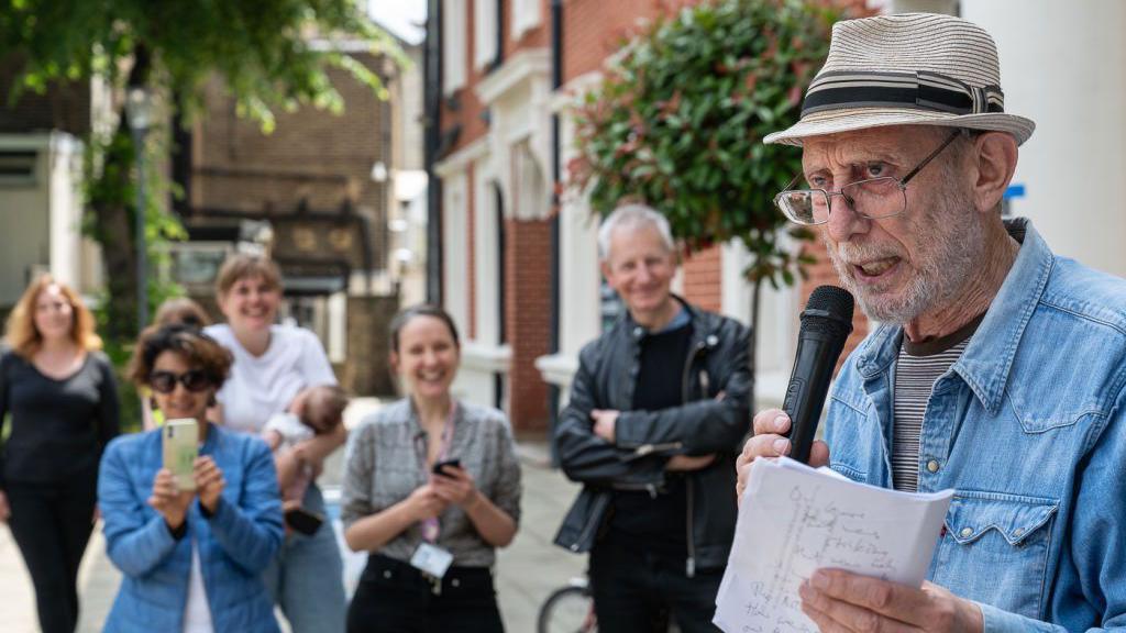 'Indefinite' strike by Goldsmiths staff over cuts