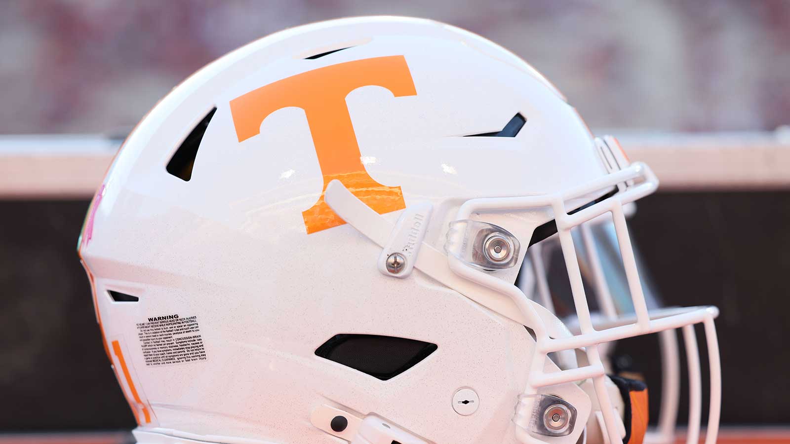 Tennessee Volunteers land 4-star CB over Ole Miss, Florida