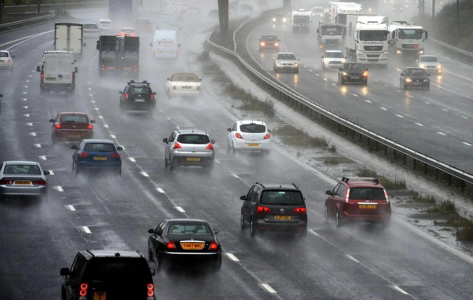 UK weather: Rain clears but cooler, showery conditions set to continue ...