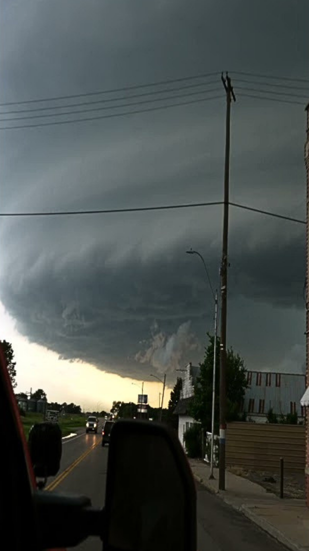 Massive seven mile wide supercell beast