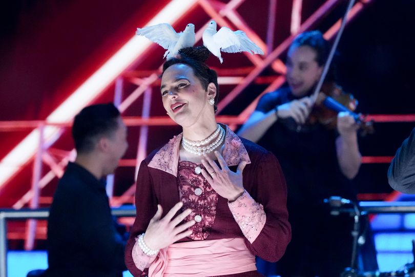 Big Bang Theory star Jim Parsons looks unrecognisable in gender-bending ...