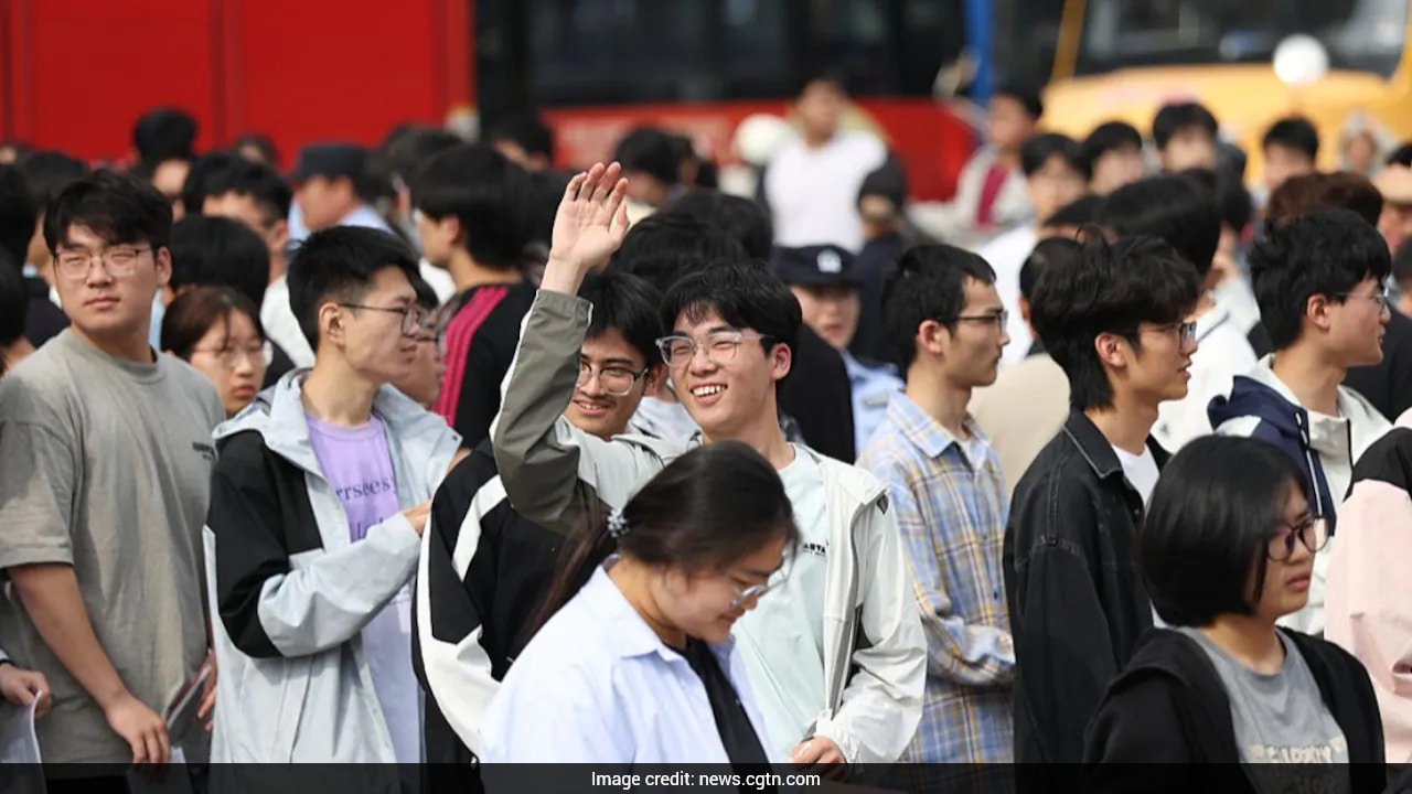 China's gaokao 2026 enters second day: 12.9 million Chinese take ...