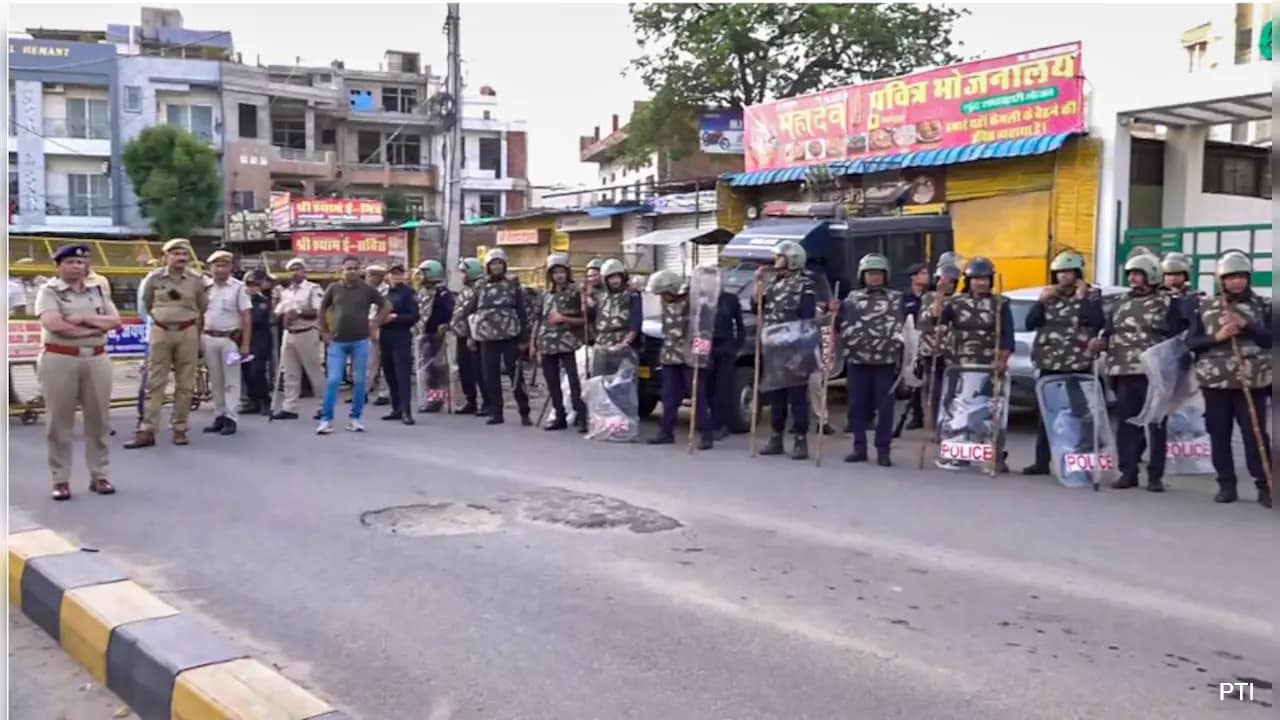 3,000 cops guard Jaipur anti-encroachment drive involving temple, mosque