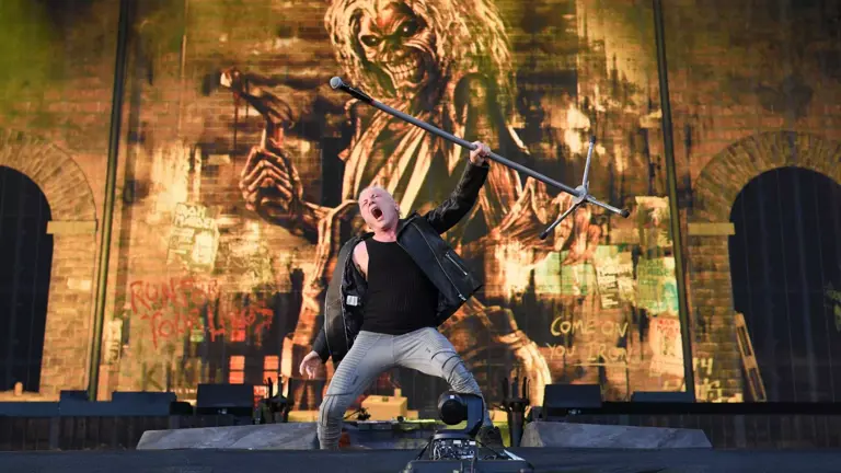 Der Sonntag bei Rock am Ring 2026: Erst Malle-Party, dann Metal-Oper