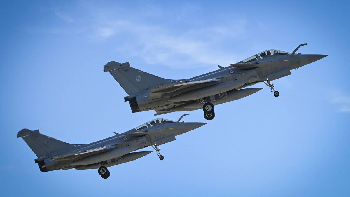 Espace aérien letton violé : Des avions de chasse de l'OTAN abattent un ...