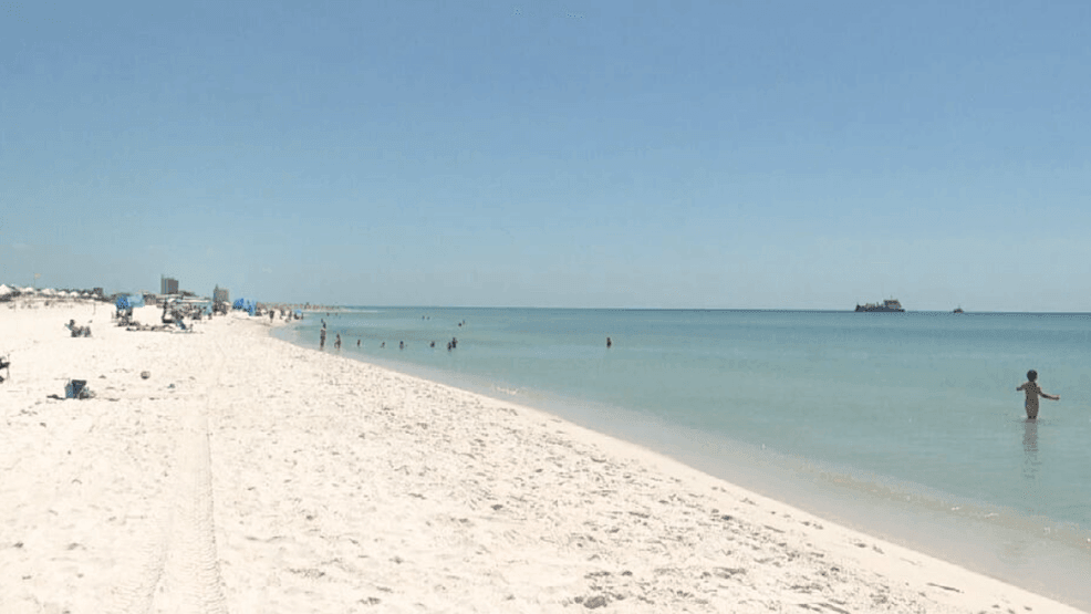 Pensacola Beach visitors push for Vibrio warnings and bacteria notices