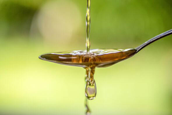 Gardeners urged to use vinegar and baking powder on 'dangerous' problem