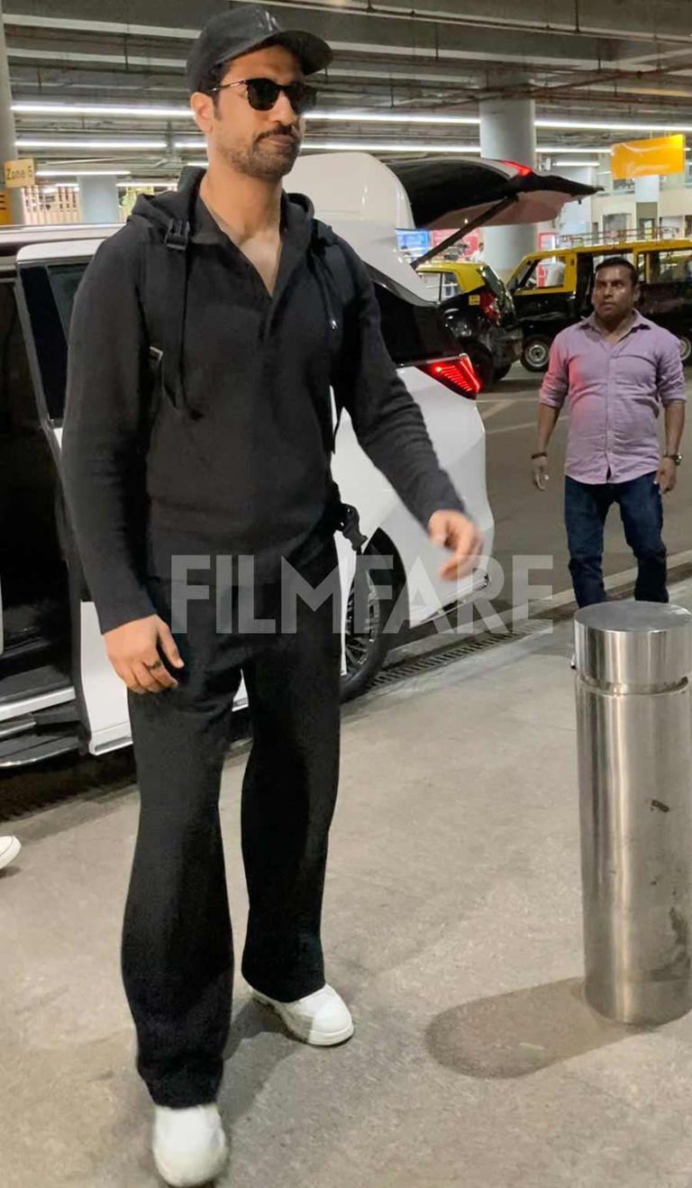 Photos: Vicky Kaushal keeps it casual and cool in an all-black look as ...