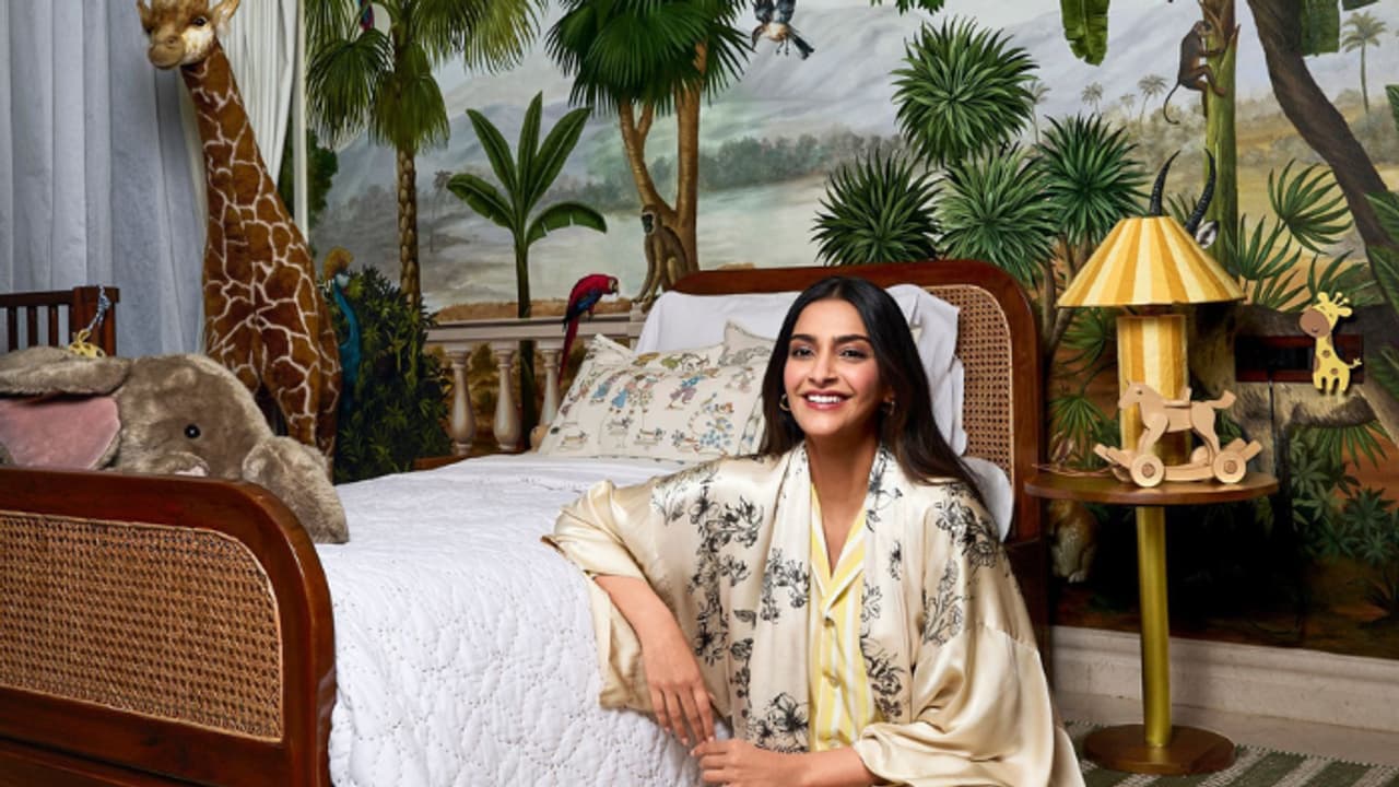 Alia Bhatt to Sonam Kapoor: Inside Instagrammable corners of Bollywood ...