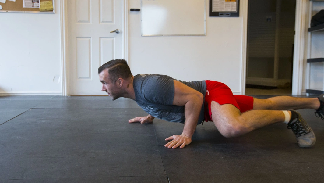 Build strength anywhere with smart workout plans