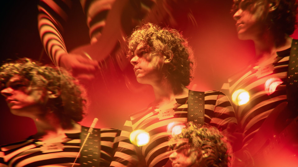 Rock, bunt i PRL. „Mniej obcy” – film fabularny inspirowany życiem ...