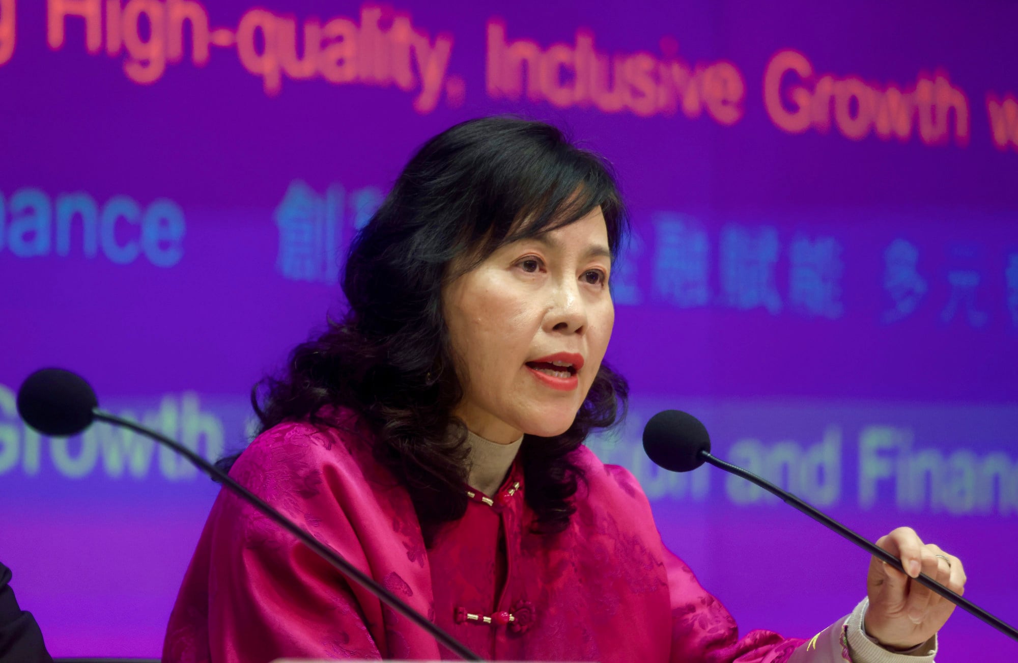 Hong Kong rules out favouring existing ride-hailing platform drivers ...
