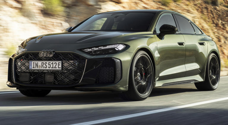 RS5 Phev, la sportività “alla spina” che stupisce. È il primo modello ...
