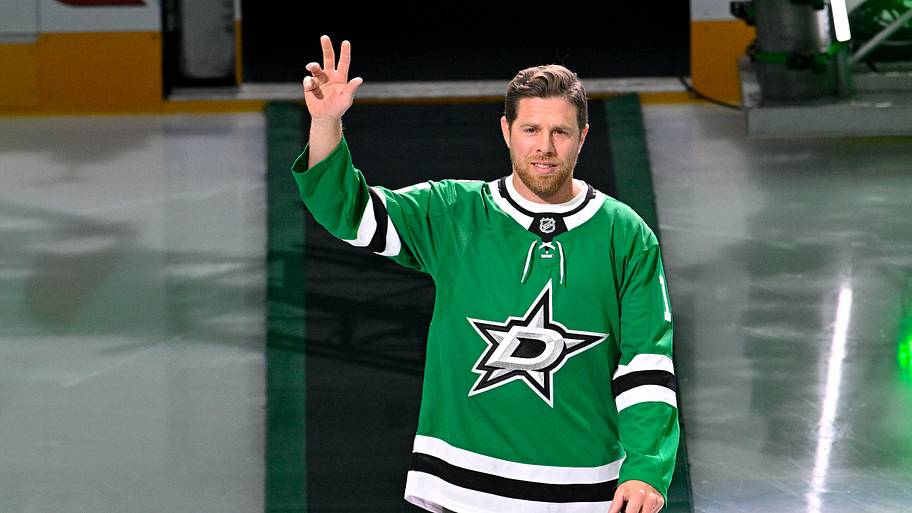 Boston Bruins news: Don Sweeney lurking, surprising NHL coaching target ...