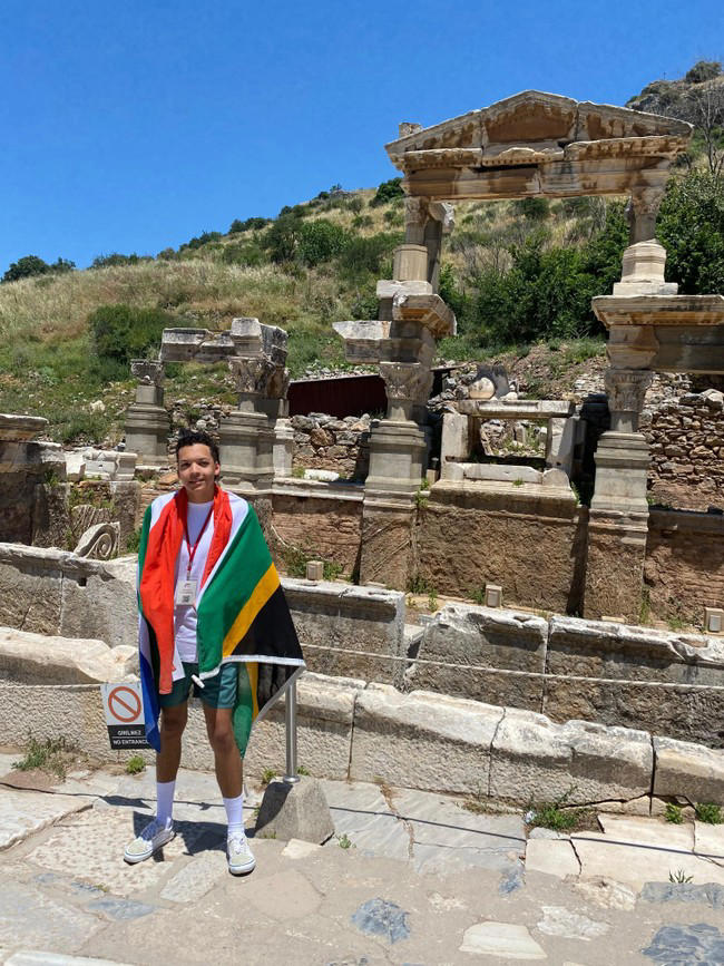 Elkanah House science whizz wins gold in Türkiye