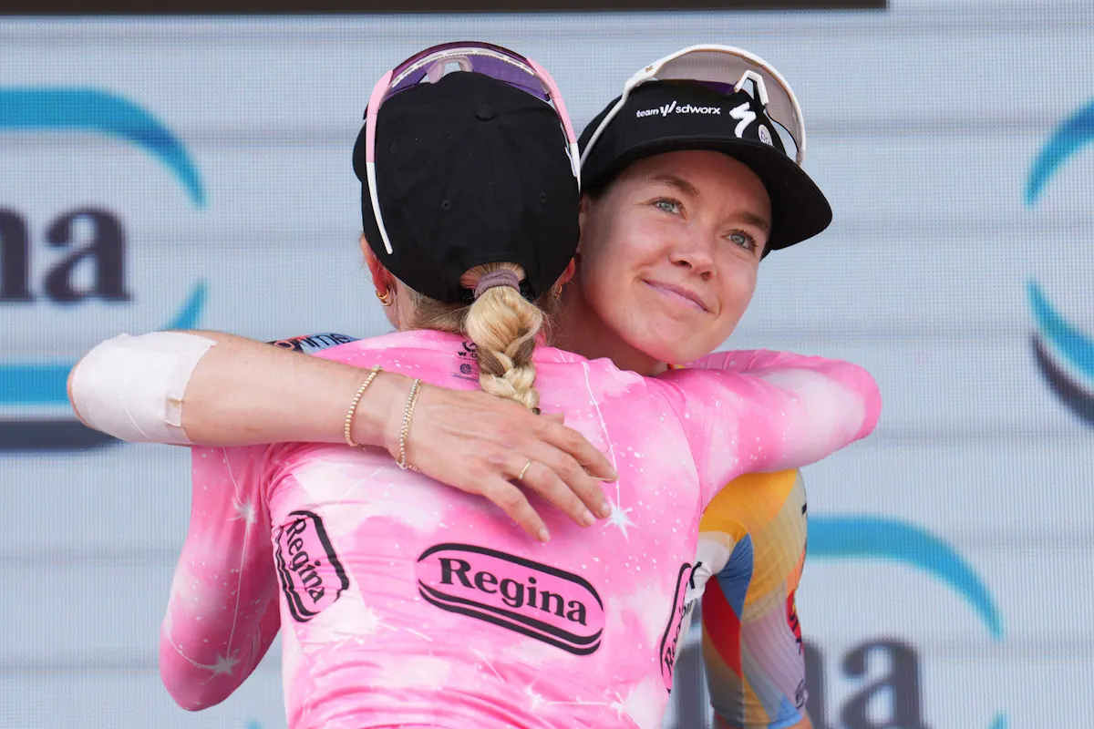 Giro d’Italia Women 2026, Anna van der Breggen manca per un soffio il ...