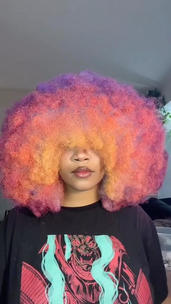 Recreating sunset art on white Afro hair