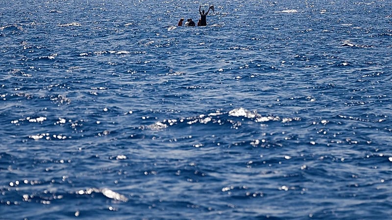 At least 10 dead in migrant boat shipwreck off Malta, Italian ...
