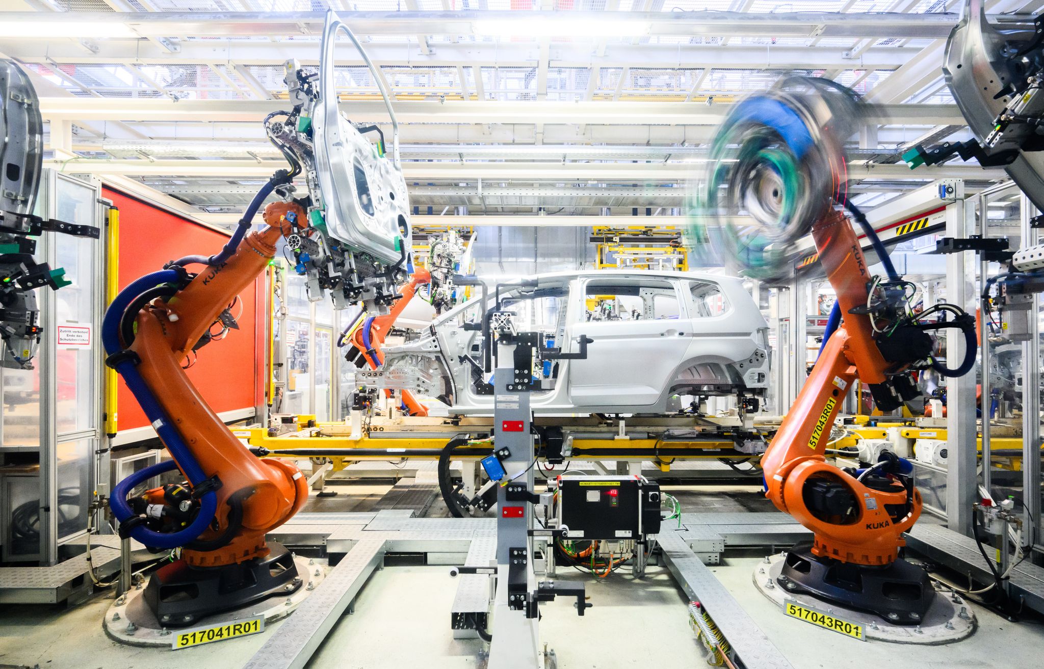 German factory orders decline in April