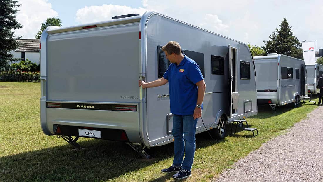 Adria Alpina 583 UL (2027): Adria Wohnwagen definiert Ganzjahres ...