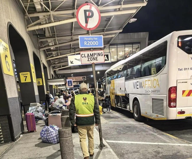 141 Mozambican nationals sent home through the Lebombo Port ...