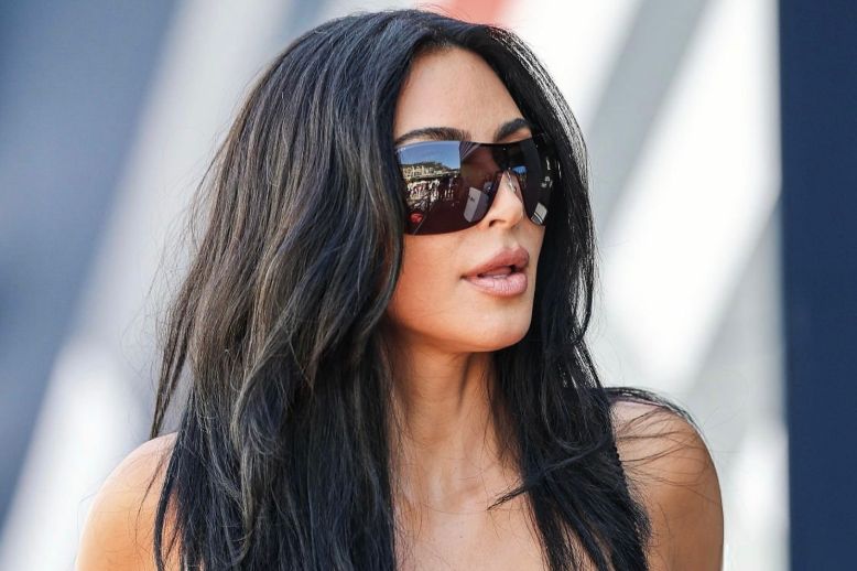 Kim Kardashian's 'tacky' F1 outfits get roasted for falling flat next ...