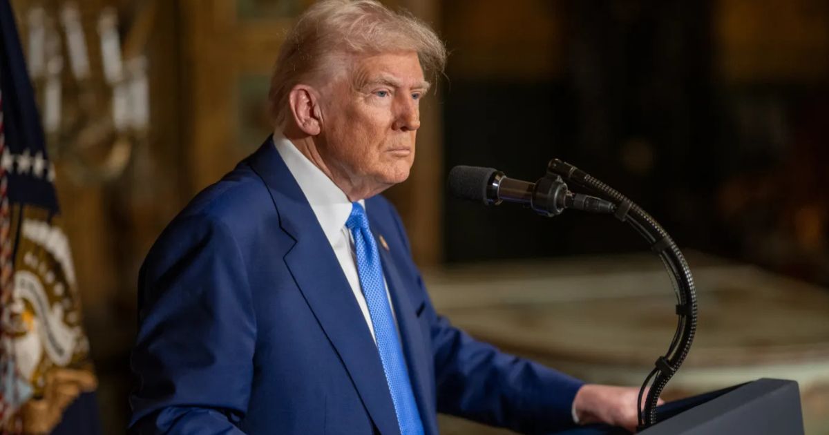‘You’re either crooked or stupid’: Donald Trump erupts after being ...