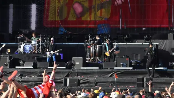 Der Sonntag bei Rock am Ring 2026: Erst Malle-Party, dann Metal-Oper
