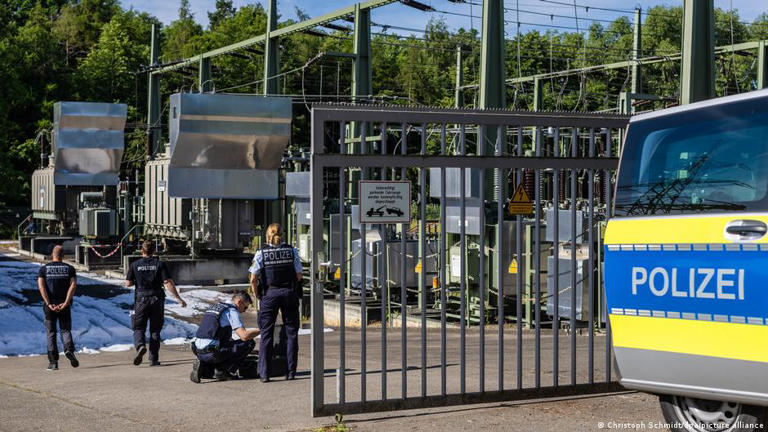 Germany news: Arson suspected in large-scale power outage