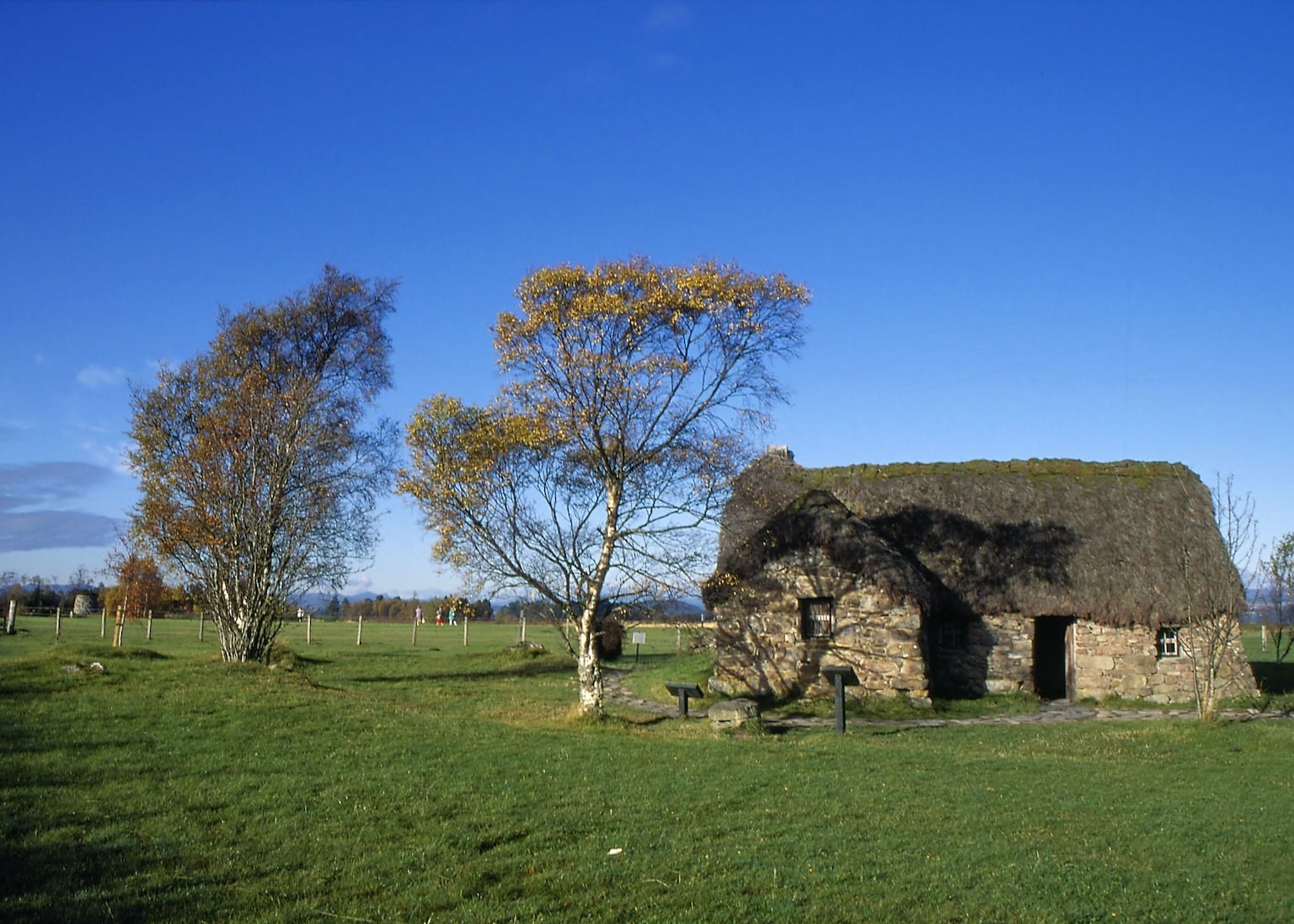 Outlander fans raise £10,115 for Culloden in honour of actor Sam Heughan