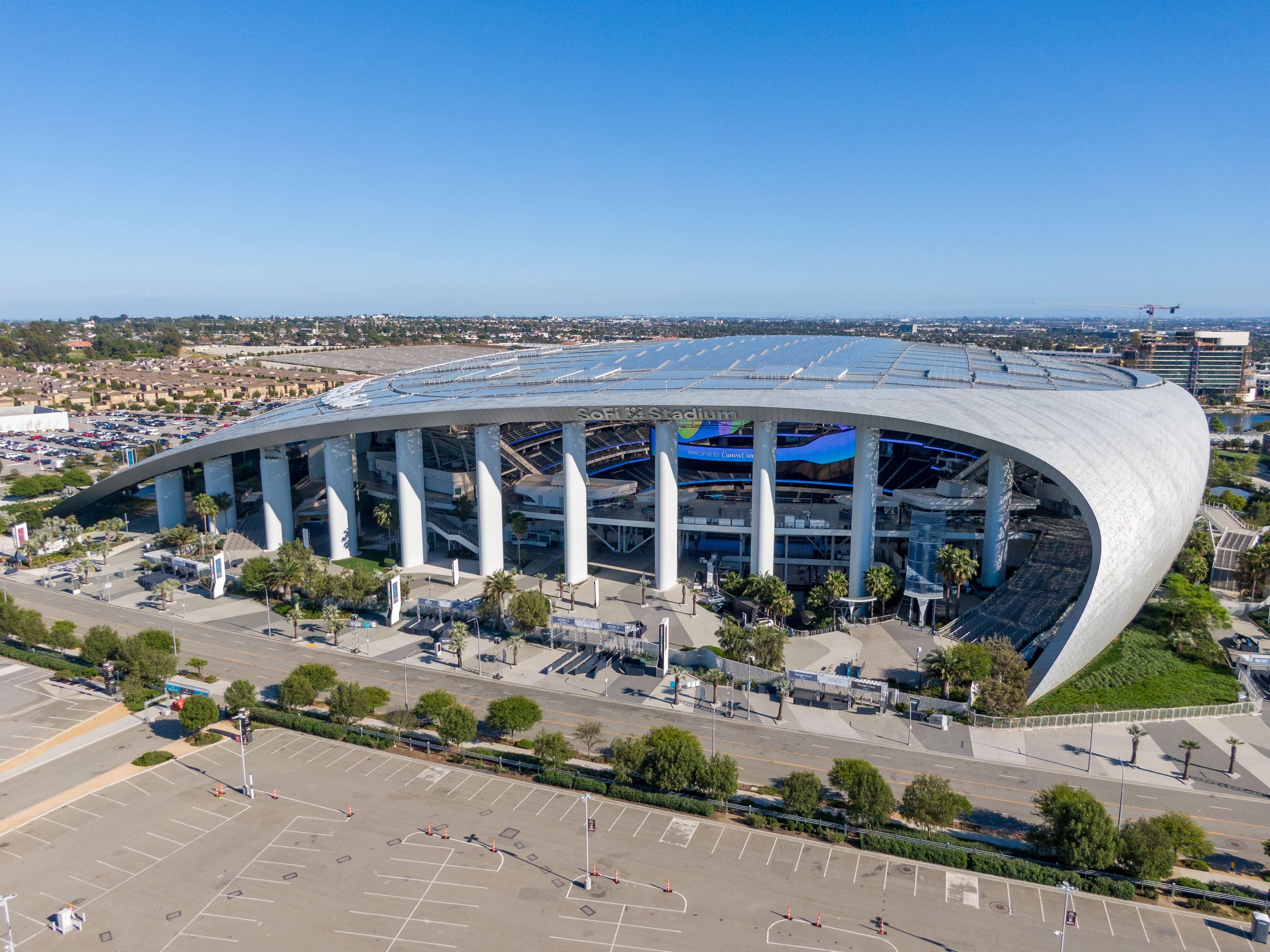 US World Cup host city employees abruptly threaten travelers’ plans ...