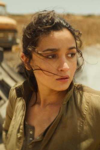 Alia Bhatt & Sharvari's Alpha teaser to release on June 10 with YRF's ...