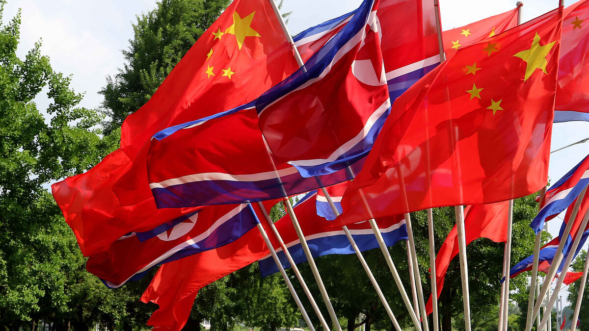 Lavish welcome for Chinese leader in North Korea prior to talks with Kim