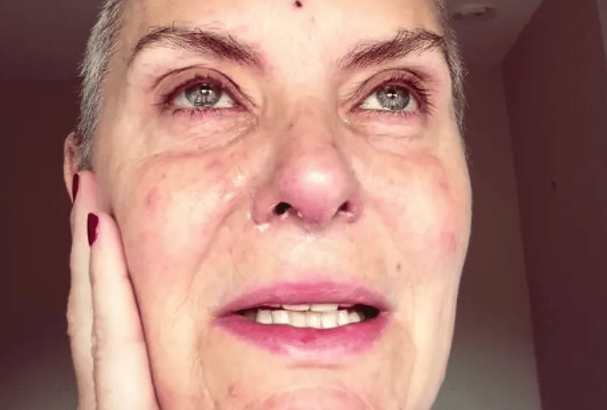 Corrie legend rushed to A&E over horrific chemo side effect