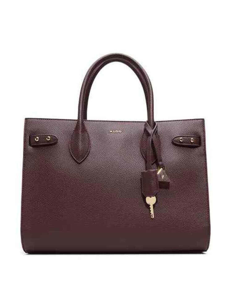 7 timeless summer handbags worth adding to your collection