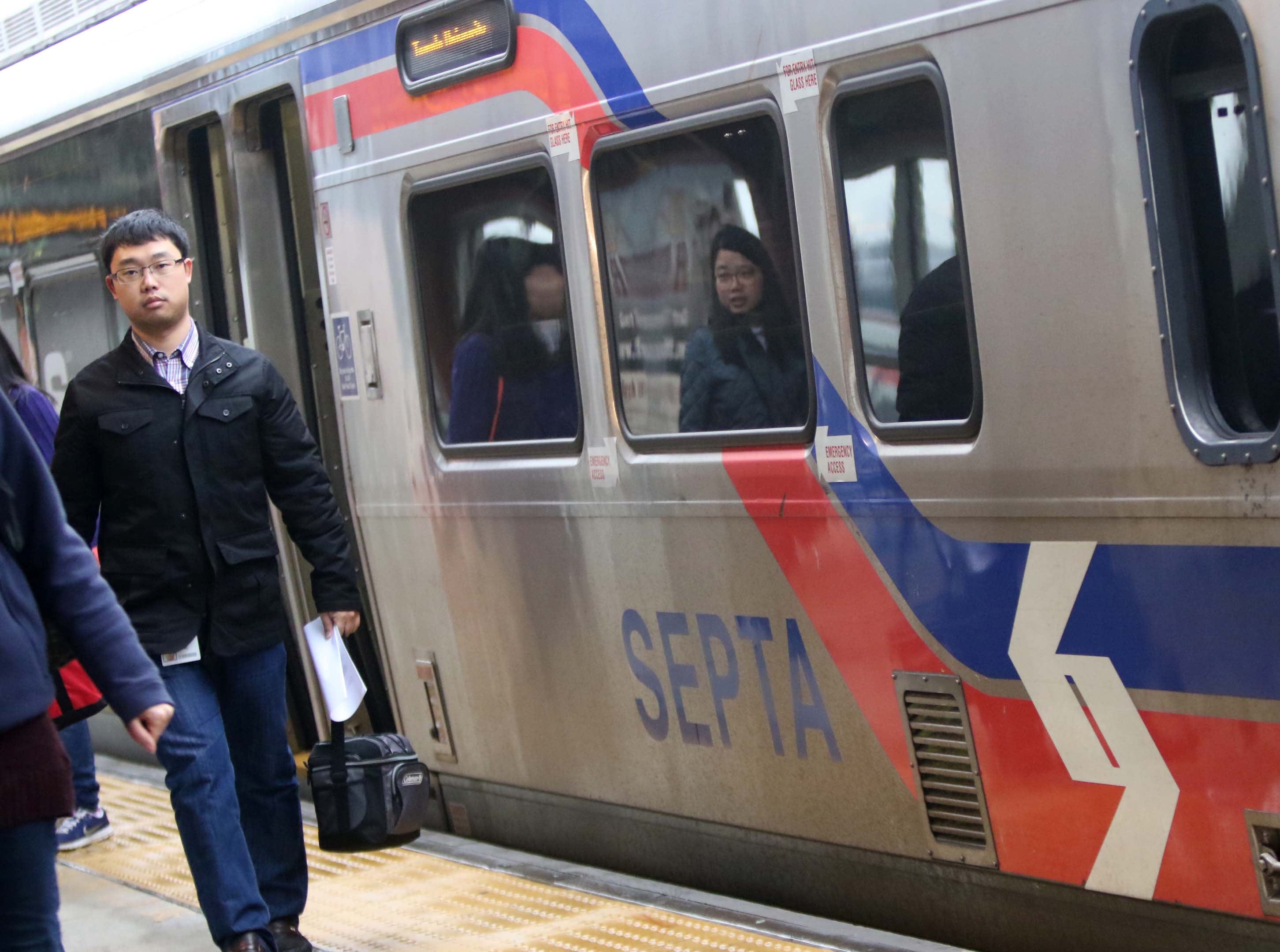 What are some summer sports transit options from Delaware to Philly?