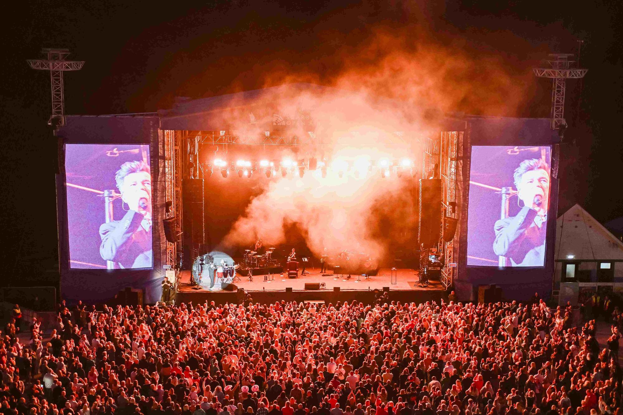 Rick Astley and Madness kick off sensational season at Scarborough Open ...