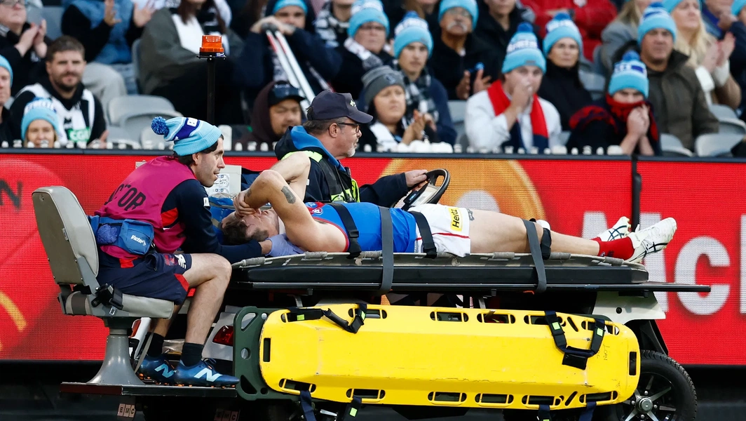 Brody Mihocek hospitalised after head-first tackle in MCG clash