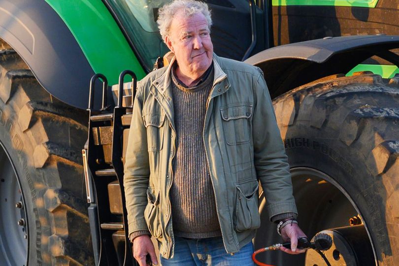 HOW MUCH DID JEREMY CLARKSON PAY FOR DIDDLY SQUAT FARM?