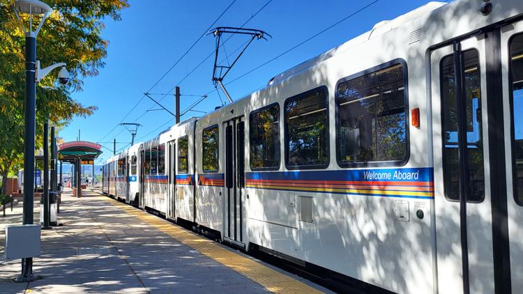 RTD reinstates former Littleton light rail line, adding temporary T line