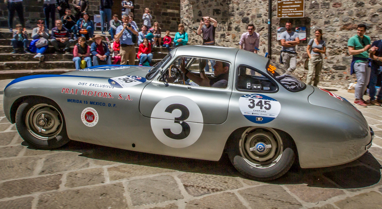Mercedes porta alla 1000 Miglia i suoi 140 anni di innovazione. Lungo ...